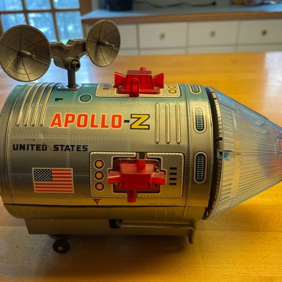 Vintage | Toys | Space Capsule Apolloz | Poshmark
